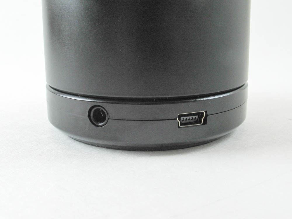 Scosche BoomSTREAM Mini Bluetooth Speaker Review – Big Sound in a Small ...