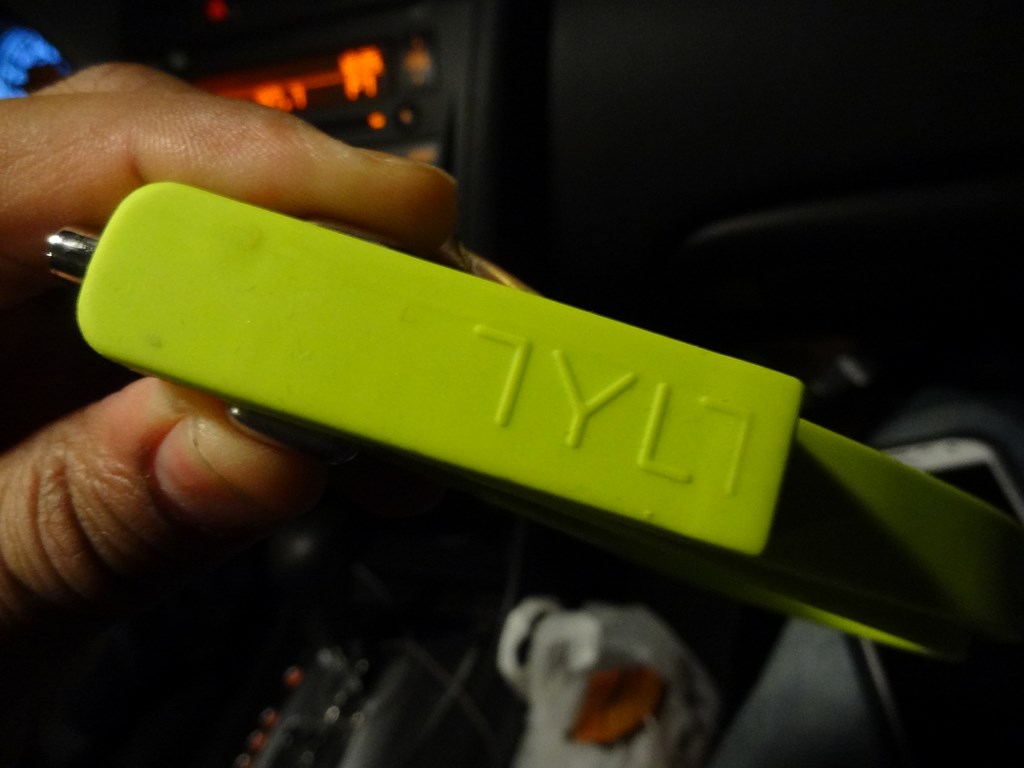 Band Car Charger by Tylt [Review] – G Style Magazine