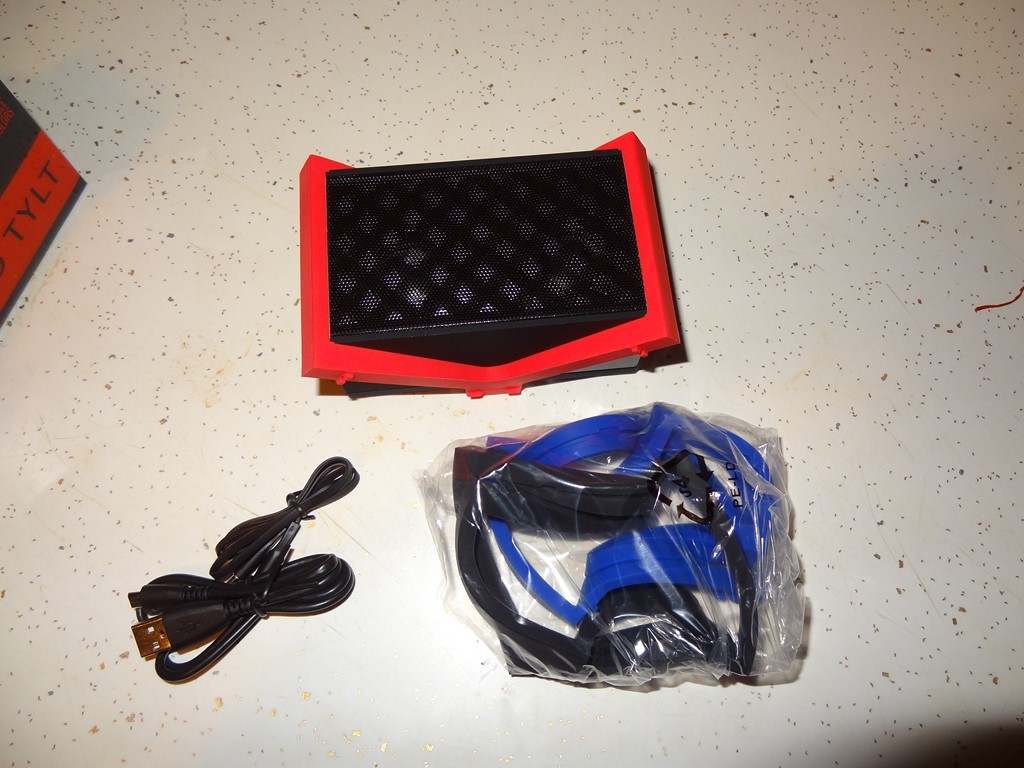 Tylt Tunz Rechargeable Bluetooth Speaker [Review] – G Style Magazine