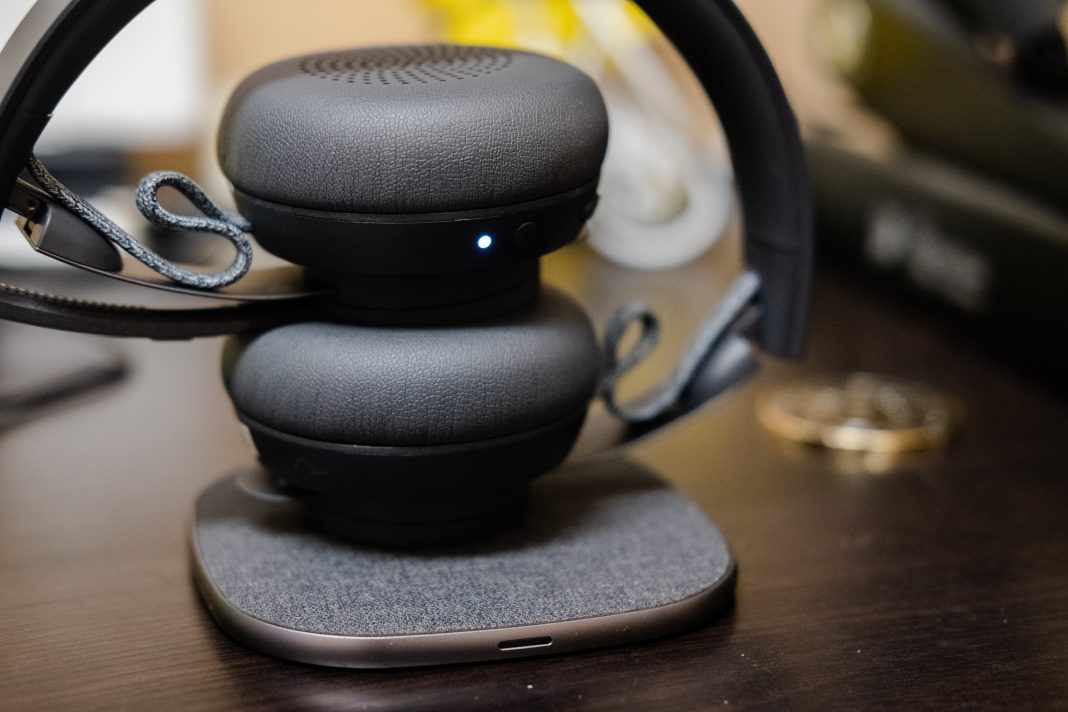 Logitech Zone Wireless Headset Review – Your Business Casual ...