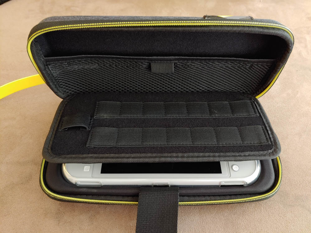 PDP Deluxe Travel Case Pikachu Edition for Nintendo Switch/Lite [Review ...