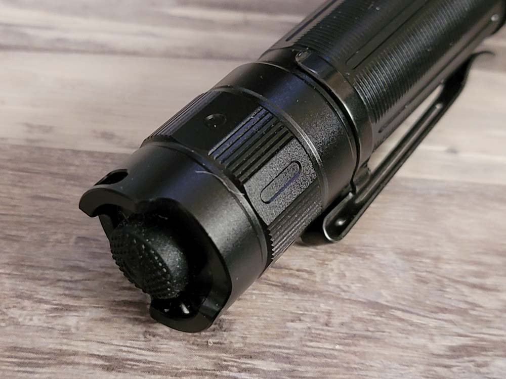 Fenix PD35 V3.0 is an EDC that Will Never Leave You in the Dark [Review ...